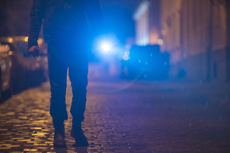 Tactical Flashlight vs. Everyday Flashlight: What’s the Real Difference ...