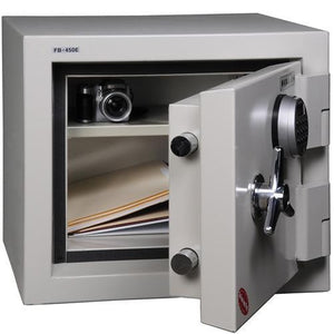 Police Force Expandable Steel Baton | The Home Security Superstore